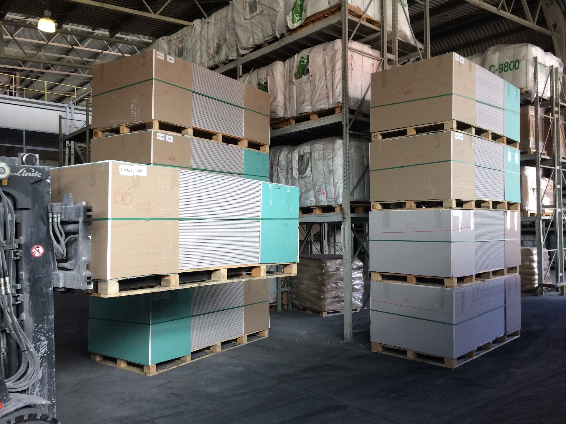 Gypsum Board Packaging Handling Storage - Board and Wall Co.